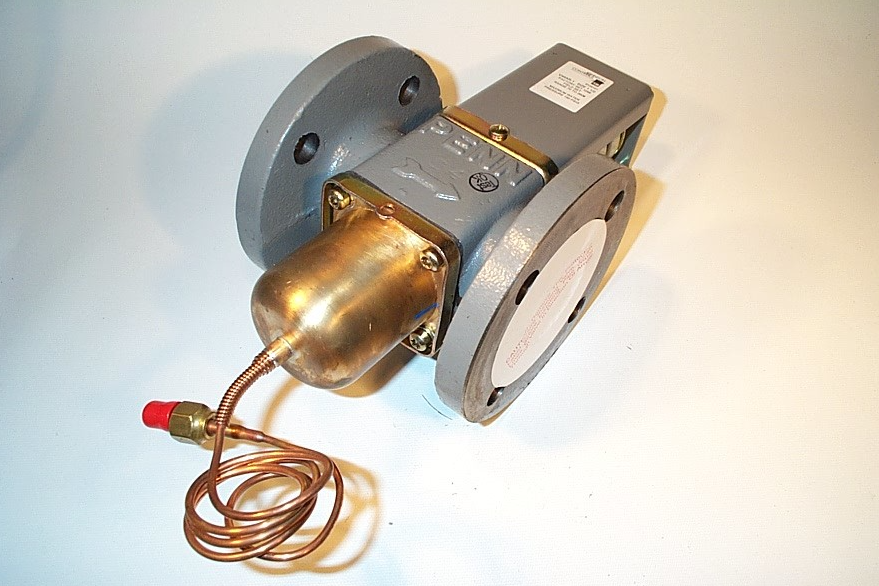 Johnson Controls V46AR-1, Water Regulating Valve